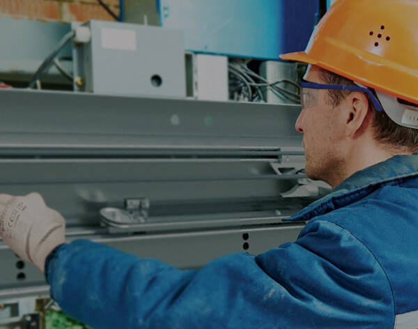 Quick Cab – A Vantage Company – Elevating You